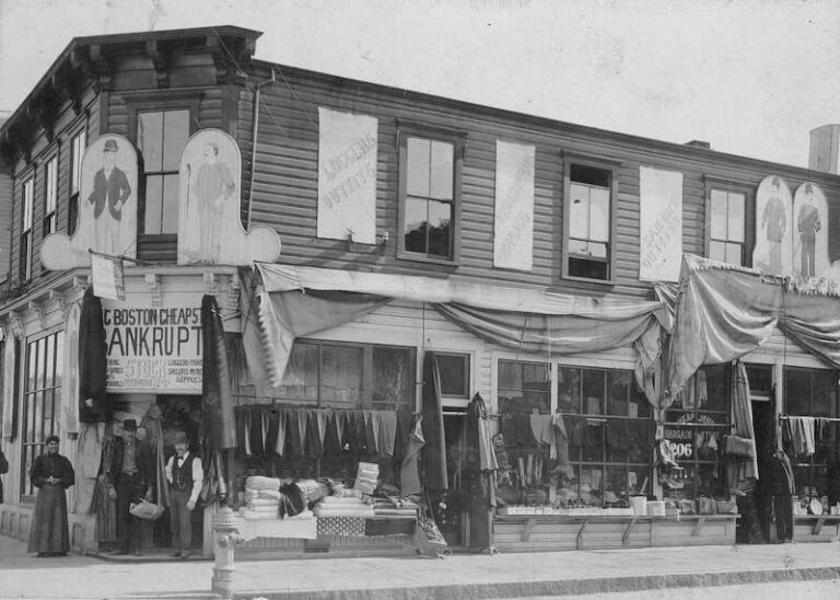 Old Photographs of Storefronts in Vancouver (1885-1910)