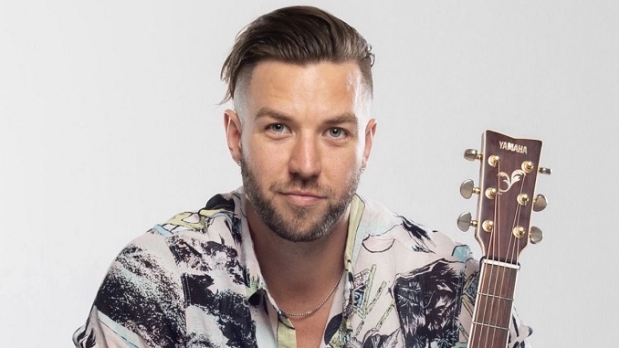 Five Minutes With: Indie Rocker Philip MacQueen