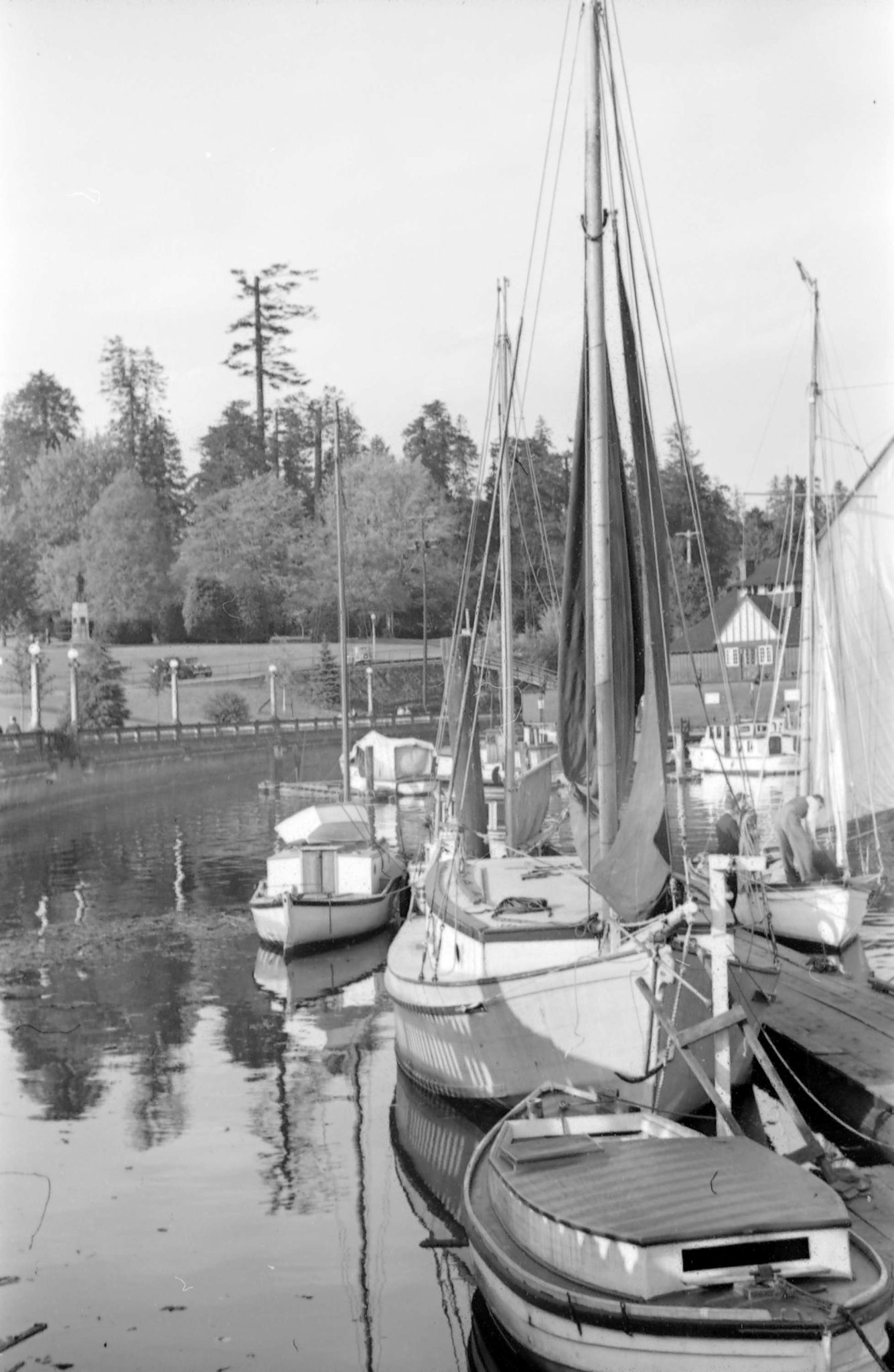 Old Photographs of Coal Harbour in Vancouver (1885-1975)