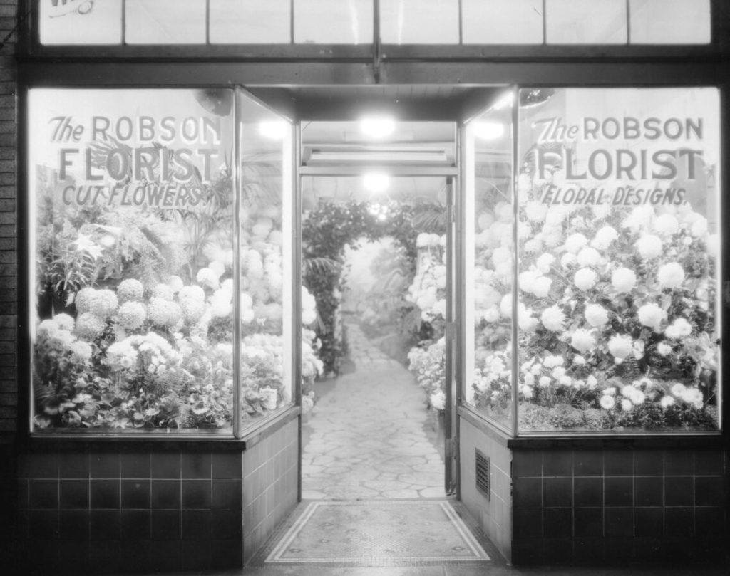Old Photographs from Robson Street (1901-1986)