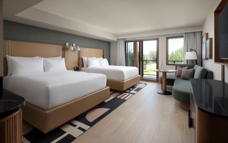 Naturally Pacific Resort Brings Casual Elegance to Campbell River