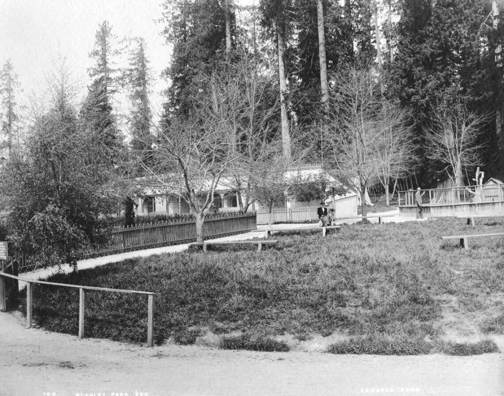 Old Photographs of the Stanley Park Zoo (1893-1986)